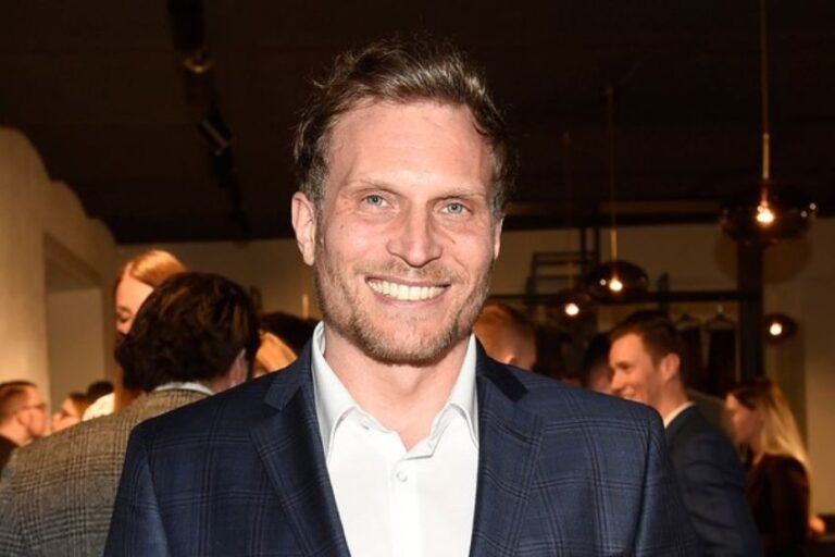 Tomáš Zástěra slibuje šťavnaté fotky fanouškům. Zatím ukázal jen citron ...