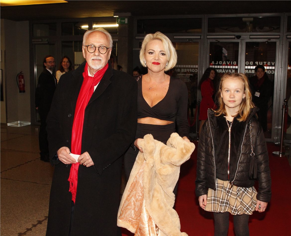 Václav Knop si po boku své o 30 let mladší partnerky užívá života ...